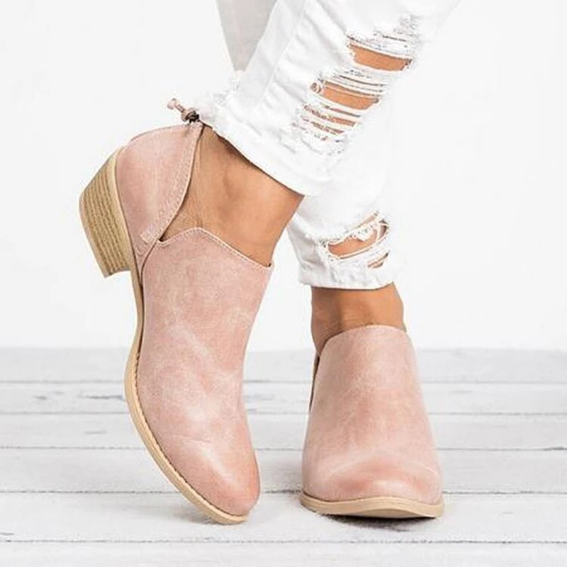 Quinn™ - Kurze Stiefel Spitzer Slip On – Lorena Fashion
